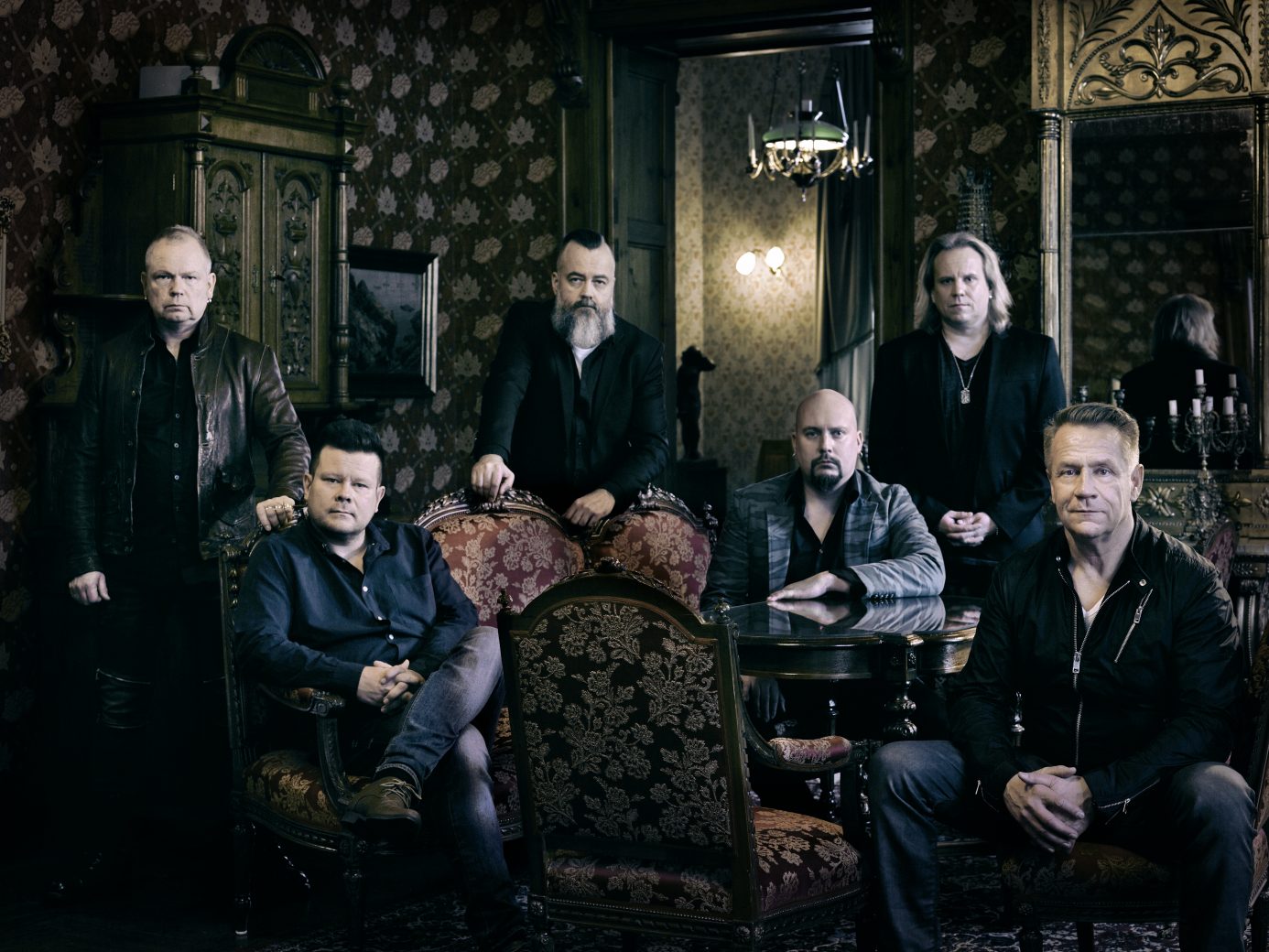 Uudistunut Yö-yhtye keikkalavoille helmikuussa! - Piikkikasvi & Sahara